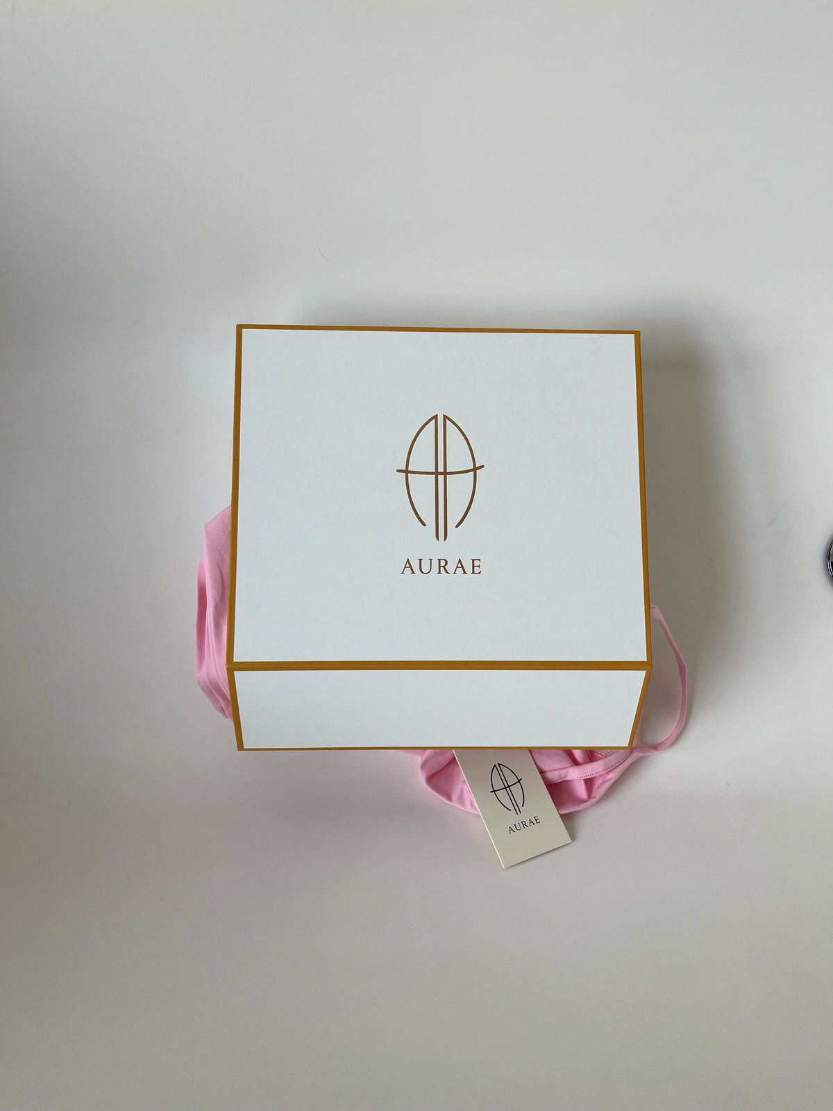 5 Relaxed yet Elegant Outfits for Travel Days – AURAE